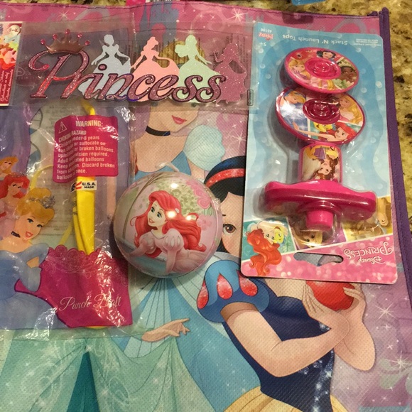 Disney | Accessories | Disney Princess 1 Pc Set New With Matching Bag ...